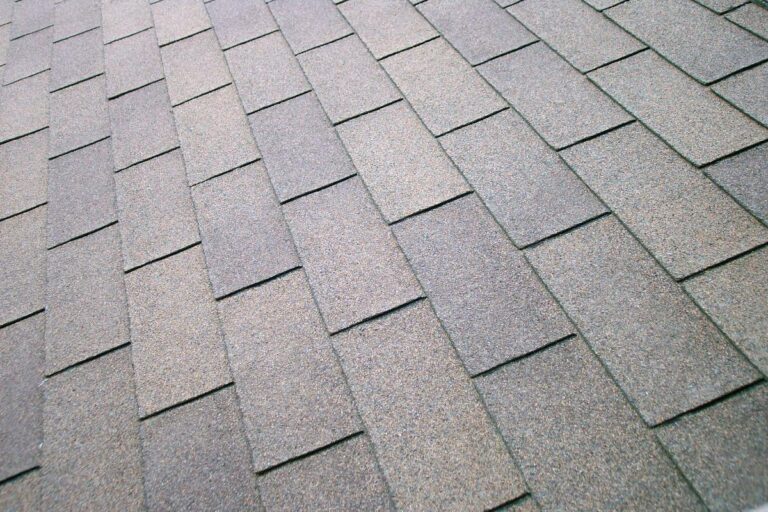 How To Choose the Right Asphalt Shingles for Your Home